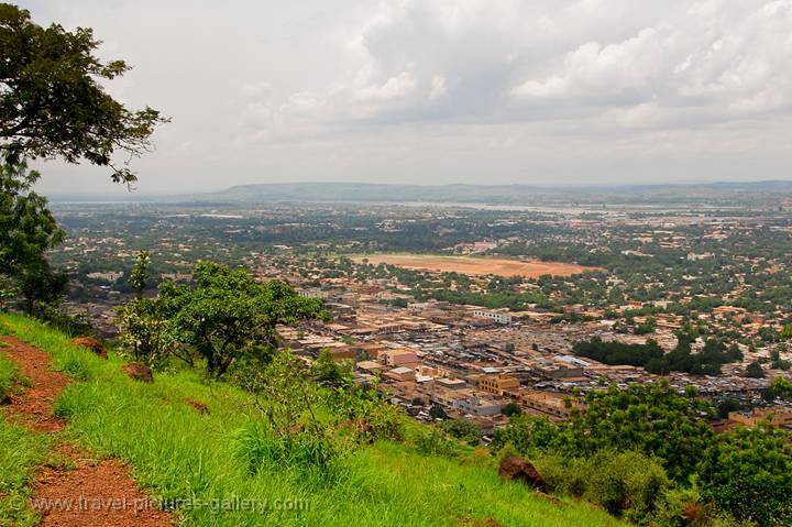 Pictures of Mali - Bamako-0046 - view of the city from Point G, the ...