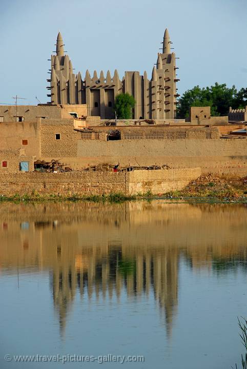 Pictures of Mali - Mopti-0047 - the Mosque, adobe, mud architecture ...