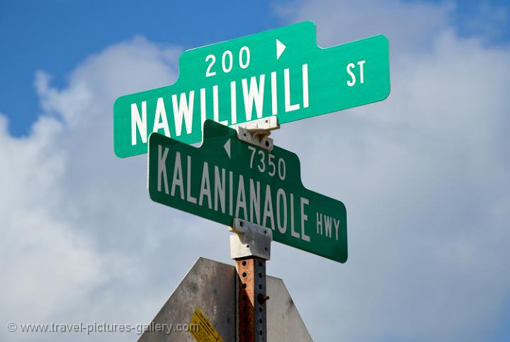 Hawaiian Street Signs